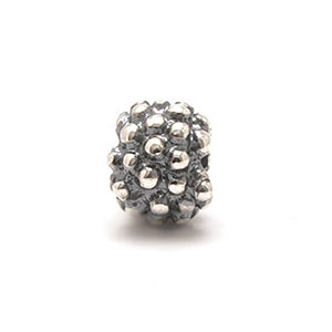 Silver: Trollbeads Retired Silver Berry